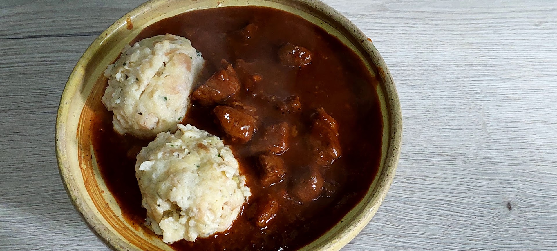 🍽️ Mehki kruhovi cmoki po starem receptu – uspejo vsakomur!